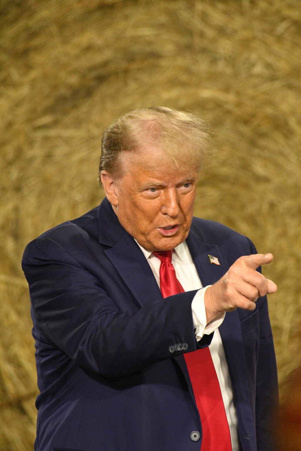 Rep. Burchett Introduces the Trump Tariff Rebate Act - The Iowa Standard